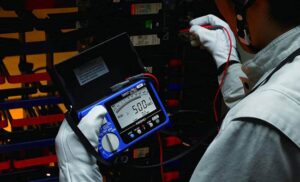 Megger Test: Definisi, Fungsi, Prinsip Kerja, dan Prosedur