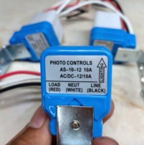 Photocell: Pengertian, Cara Kerja, Jenis & Pasangnya
