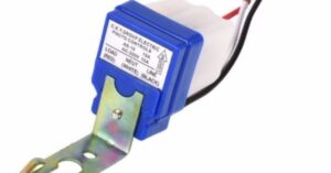 Photocell: Pengertian, Cara Kerja, Jenis & Pasangnya